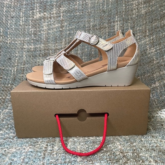 Revere | Shoes | Revere Nassau Orthopedic Closed Heel Wedge Sandal In ...
